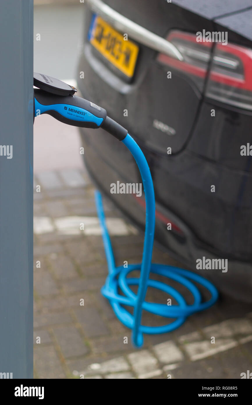 The Hague, the Netherlands - 26 January 2019: parked hybrid electric ...