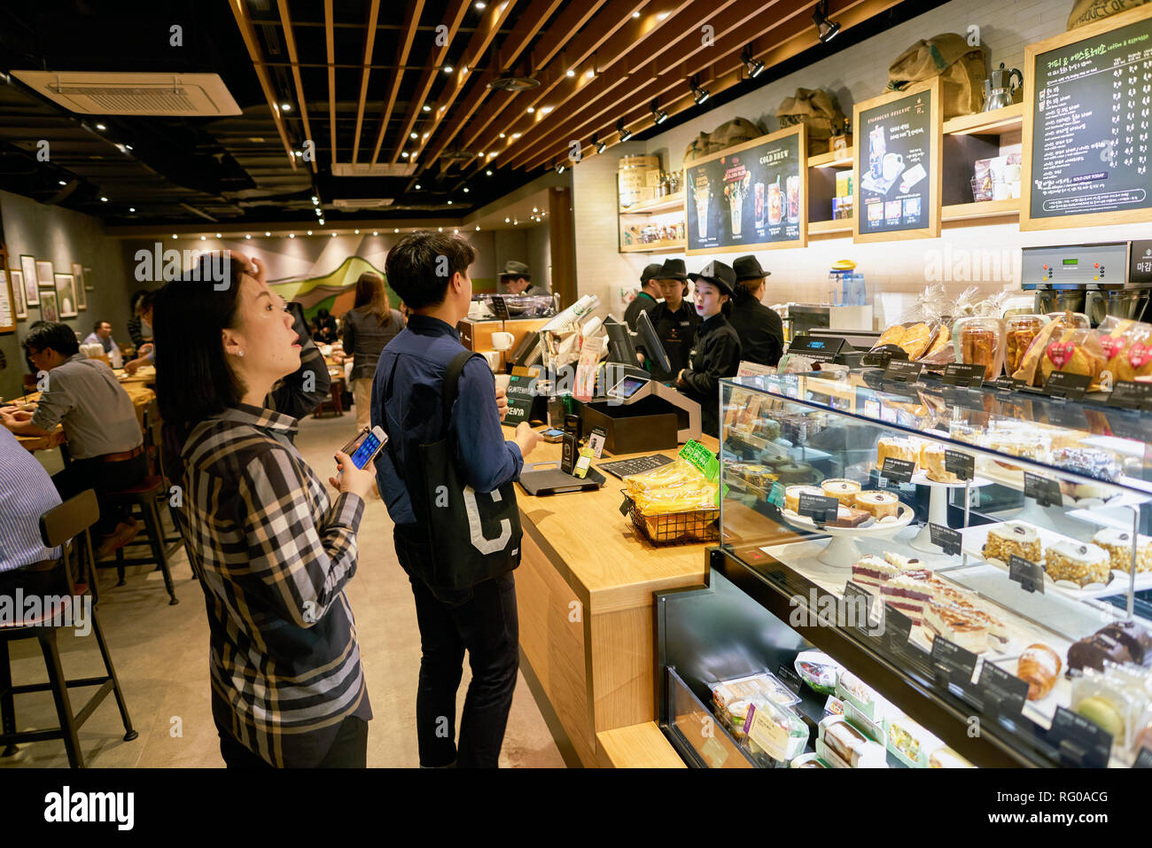 Starbucks coffee display case hi-res stock photography and images - Alamy