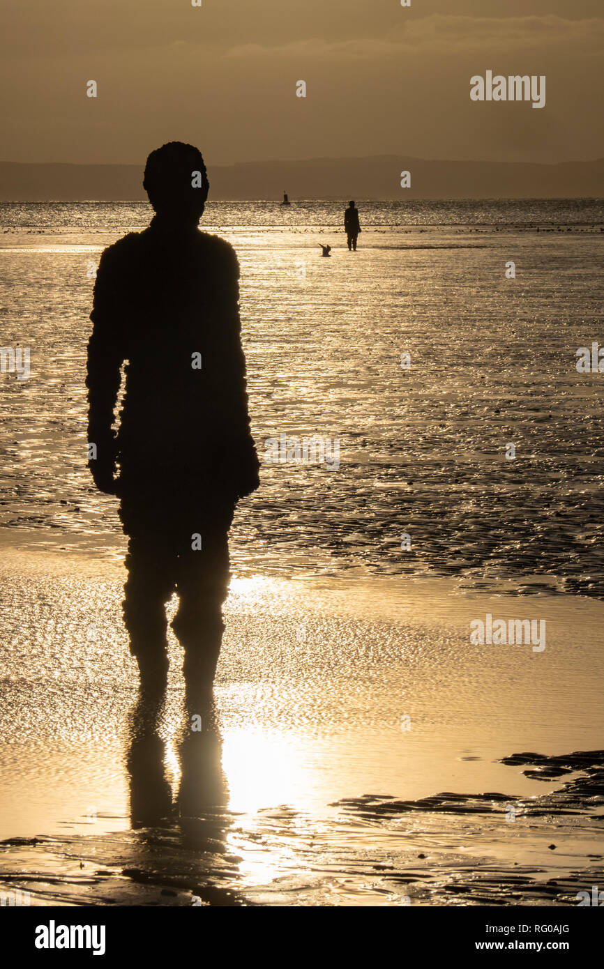 Antony Gormley Iron Men in the Sea Crosby, Liverpool UK Stock Photo - Alamy