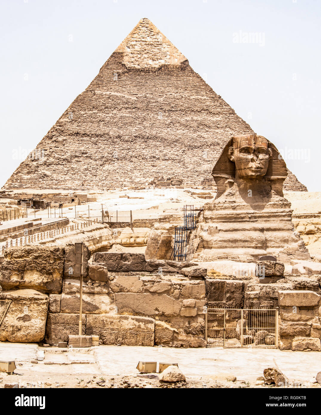 Egyptian Great Sphinx full body portrait head,with pyramids of Giza ...
