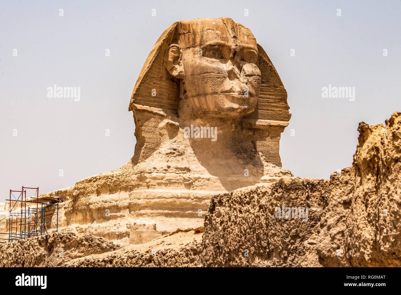 Egyptian Great Sphinx full body portrait head,with pyramids of Giza ...