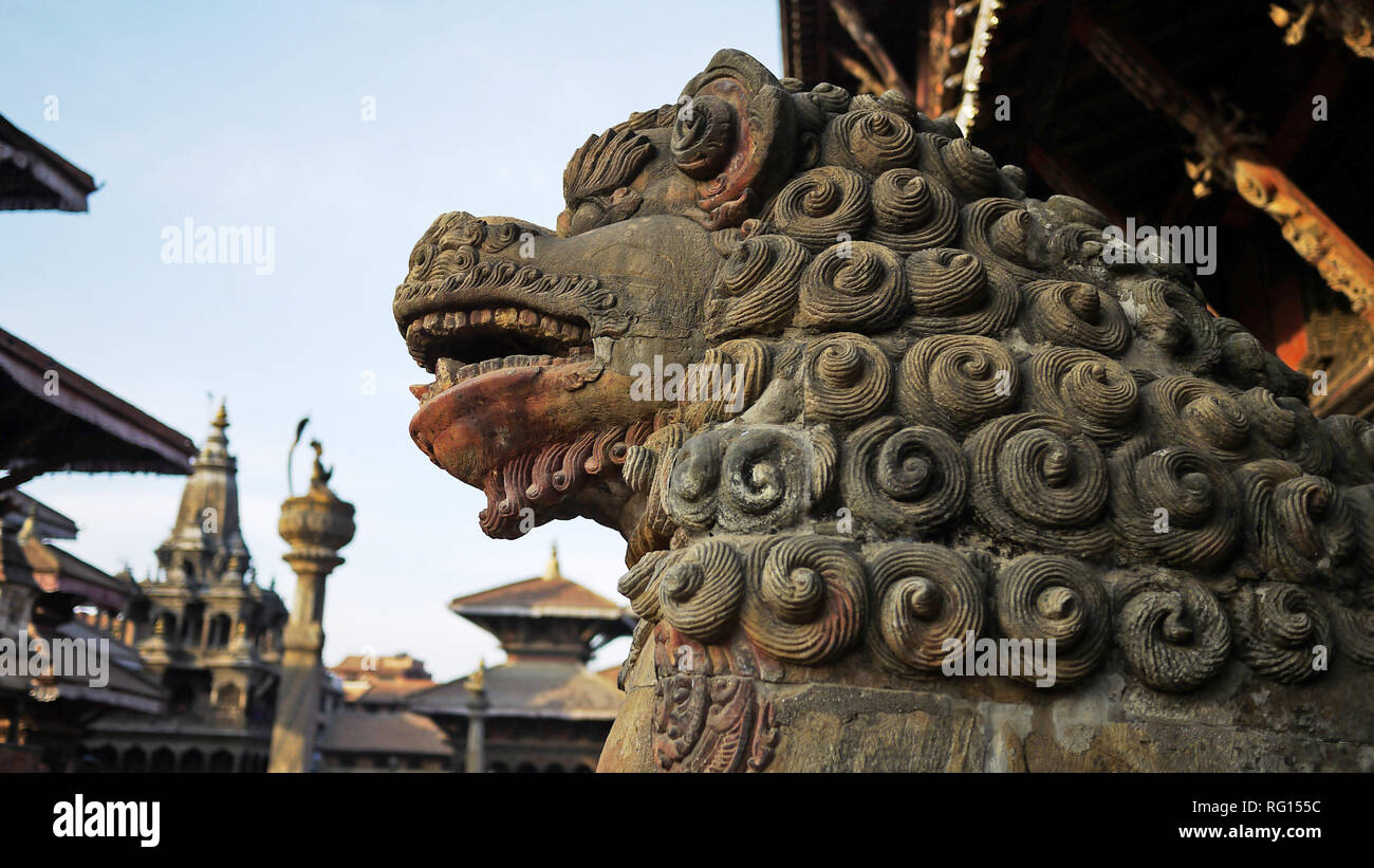 Crows cross the ancient statue in kathmandu Stock Photo - Alamy