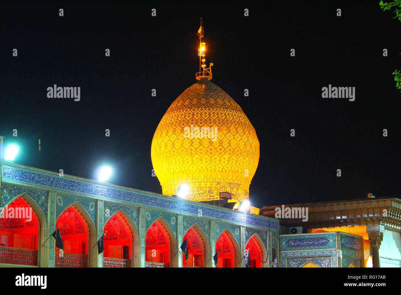 Shah cheragh shrine hi-res stock photography and images - Alamy