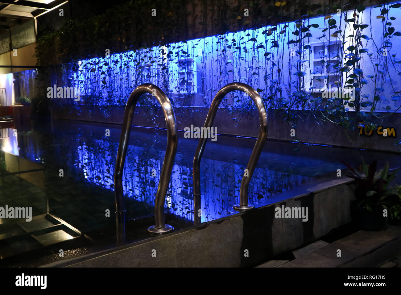 Man hotel room night hi-res stock photography and images - Alamy