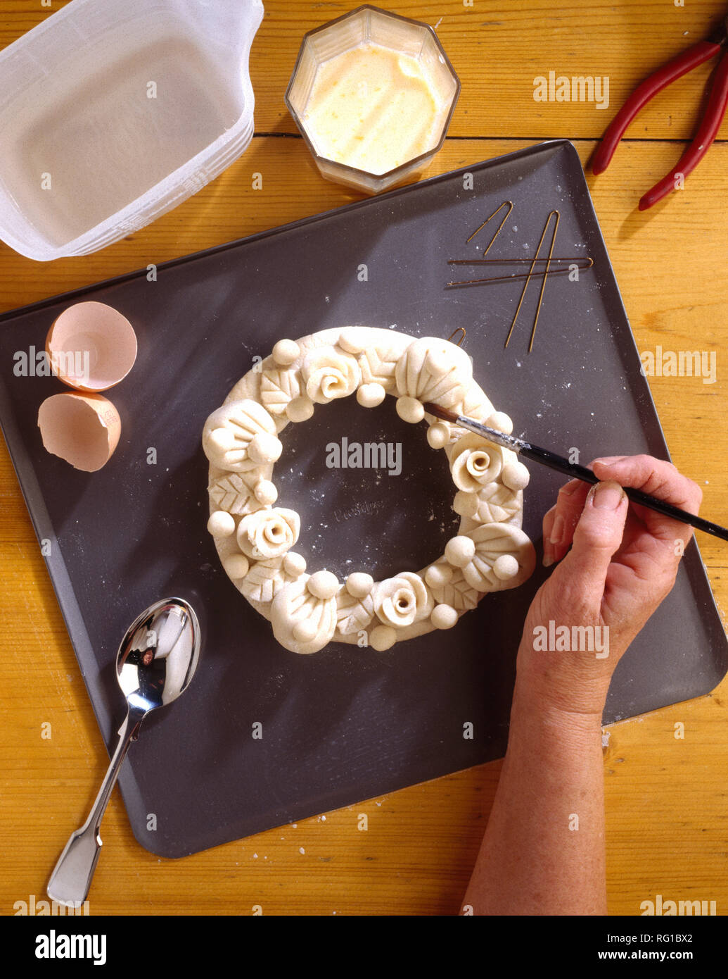 Icing decorations hi-res stock photography and images - Alamy