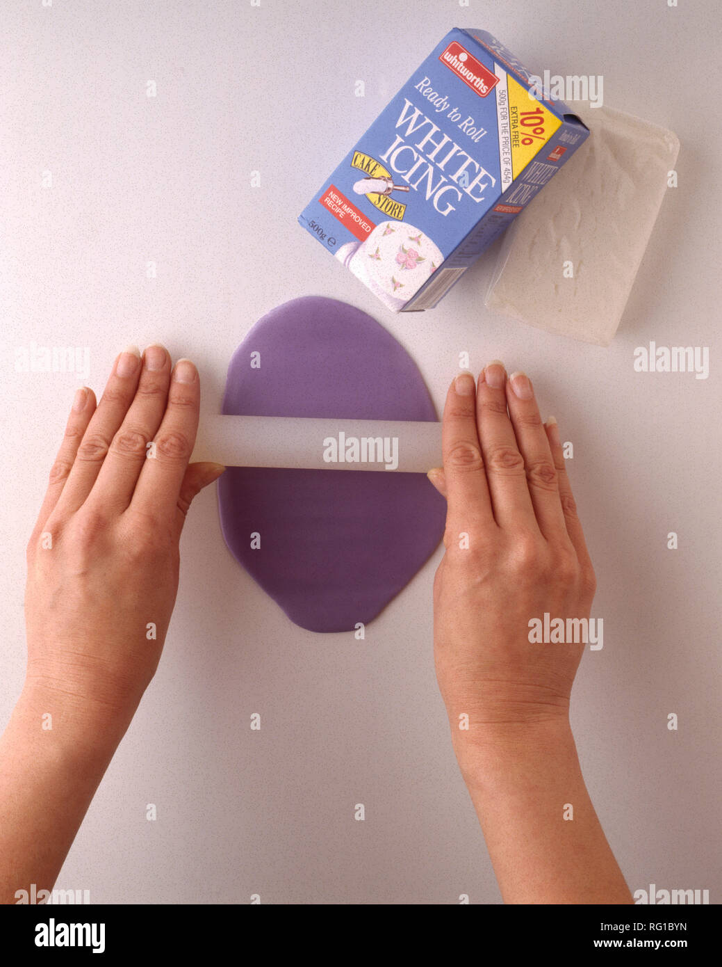 Rolling out icing hi-res stock photography and images - Alamy