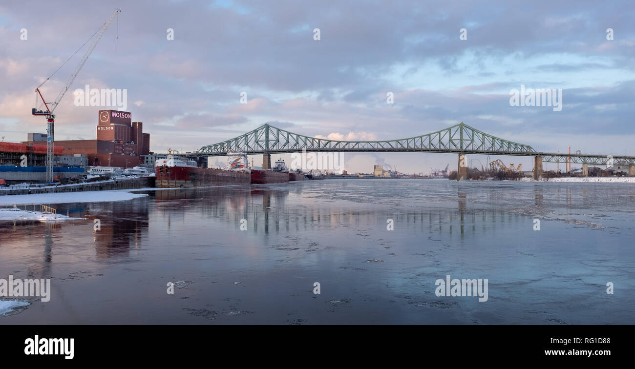 Molson beer factory near the Jacques Cartier bridge and St-Lawrence ...