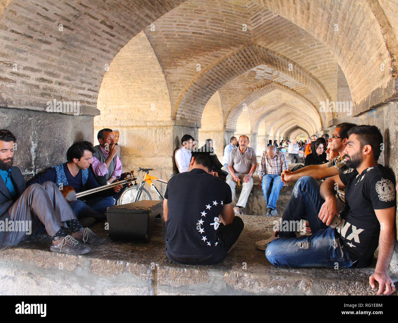 Iran People Young Stock Photos & Iran People Young Stock Images - Alamy