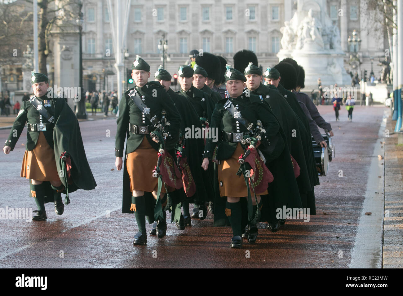Band of the royal irish regiment hi-res stock photography and images ...