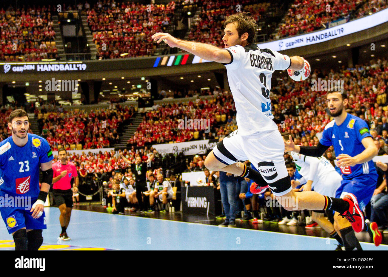 Scores 3rd goal hi-res stock photography and images - Alamy