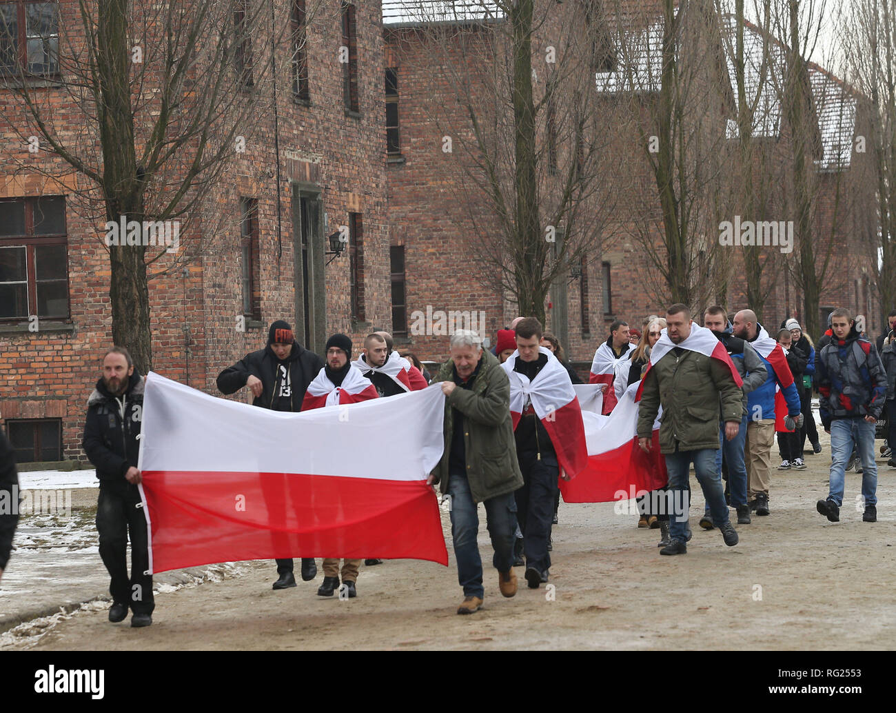 Oswiecim, Poland. 27th Jan, 2019. Poles, Polish patriots, with national ...