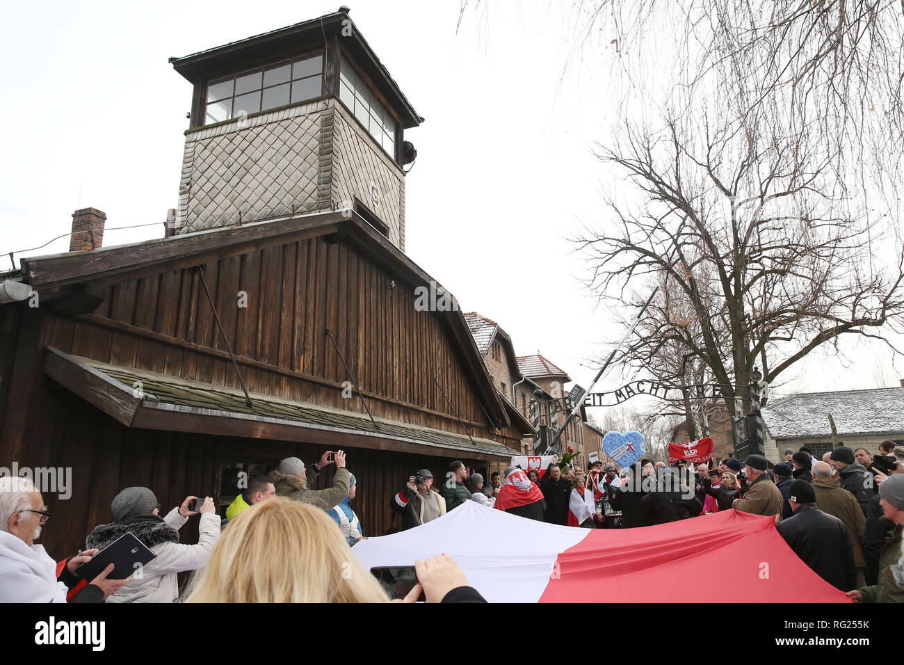 Oswiecim, Poland. 27th Jan, 2019. Poles, Polish patriots, with national ...