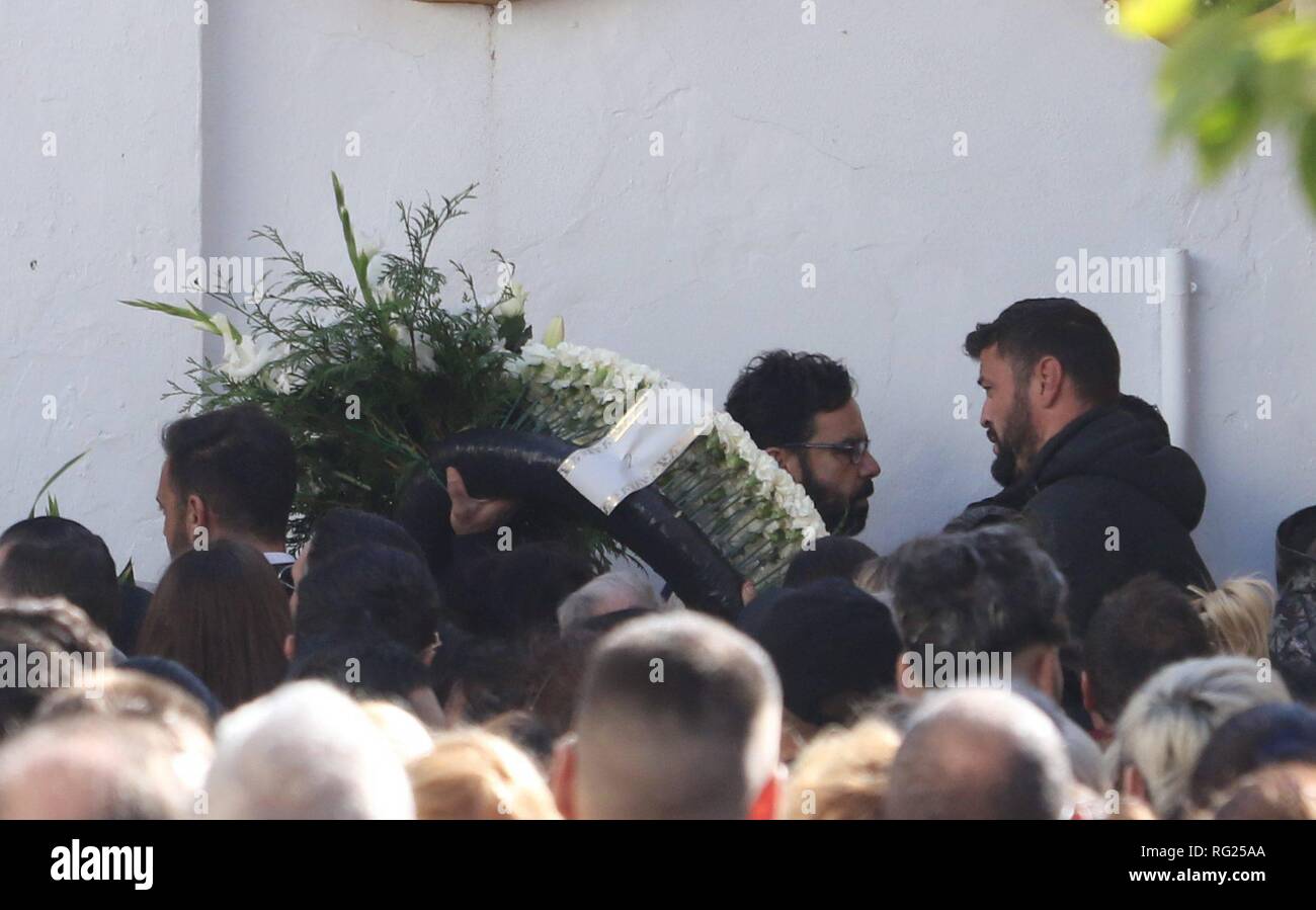 27 -1-2019 funeral de Julen en el tanatorio del Palo,con fotos del ...