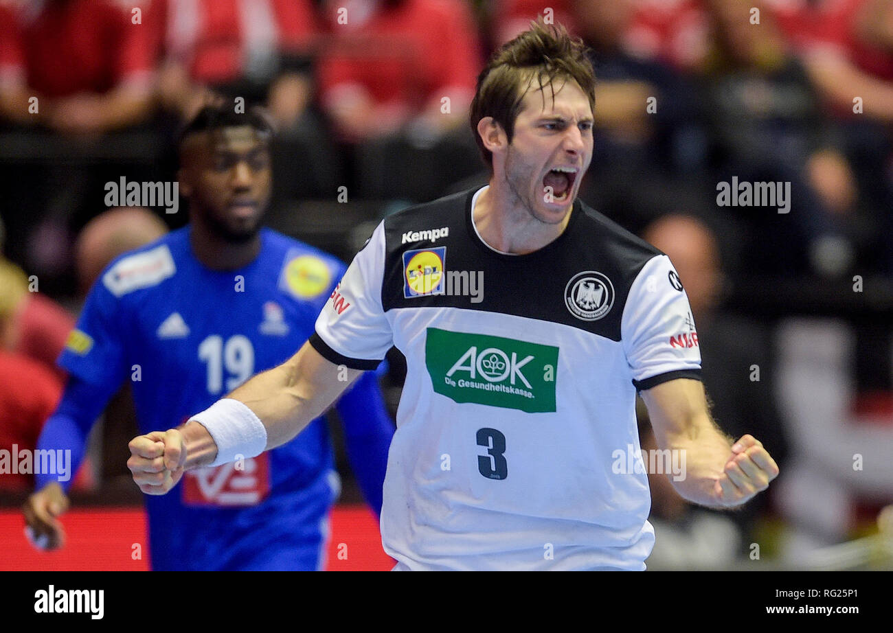 Left winger hi-res stock photography and images - Alamy