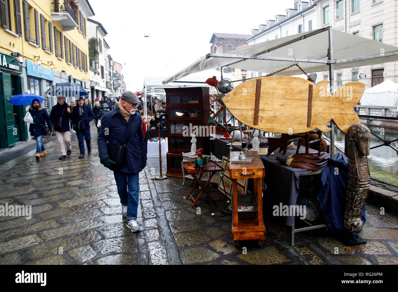 Foto LaPresse - Mourad Balti Touati 27/01/2019 Milano (Ita) - Naviglio ...