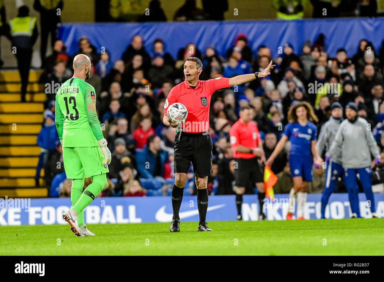 Fa referee hi-res stock photography and images - Alamy