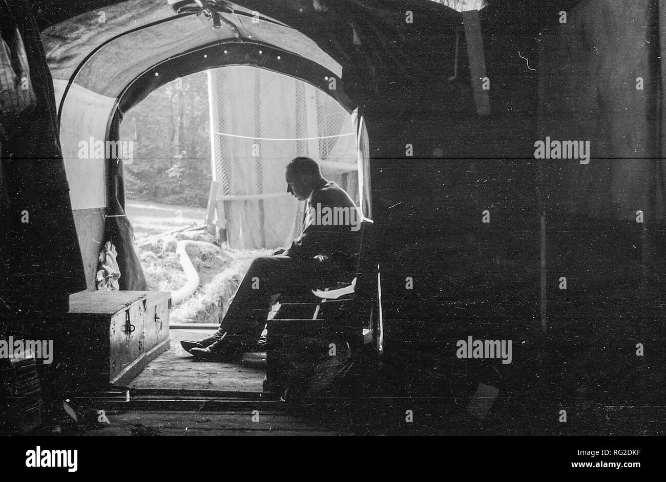 1937 Callender Cables laying High Voltage test cable at KEMA test ...