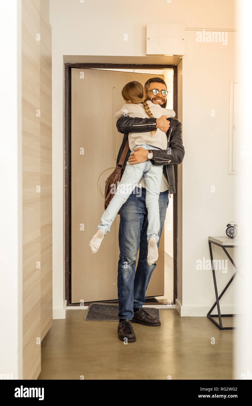 Tall girl short man hi-res stock photography and images - Alamy