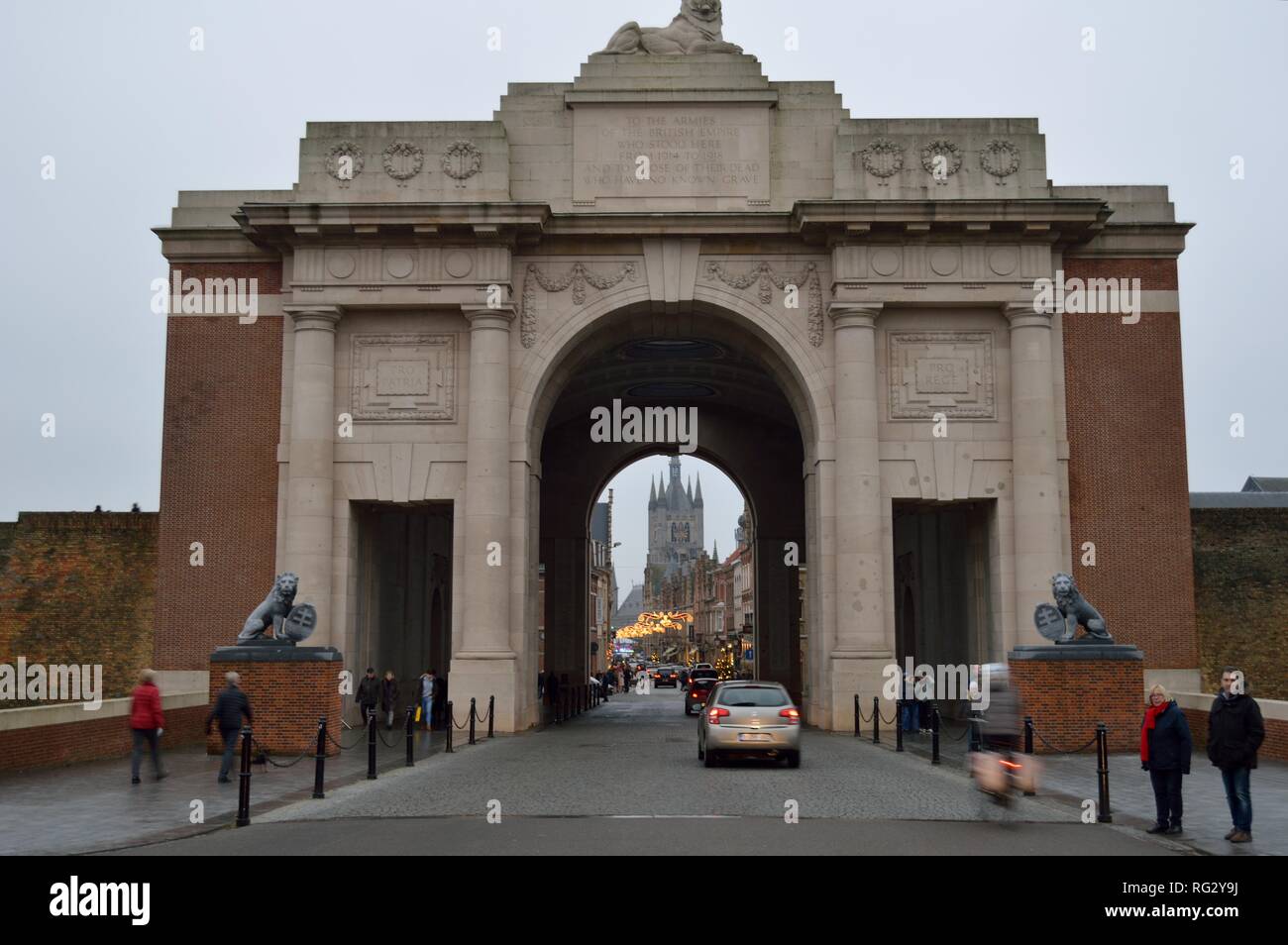 Last post menin gate ypres hi-res stock photography and images - Alamy