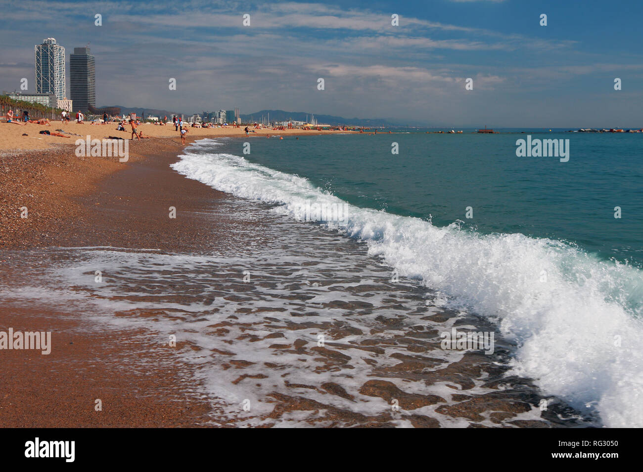 Sand and shingle beach hi-res stock photography and images - Alamy