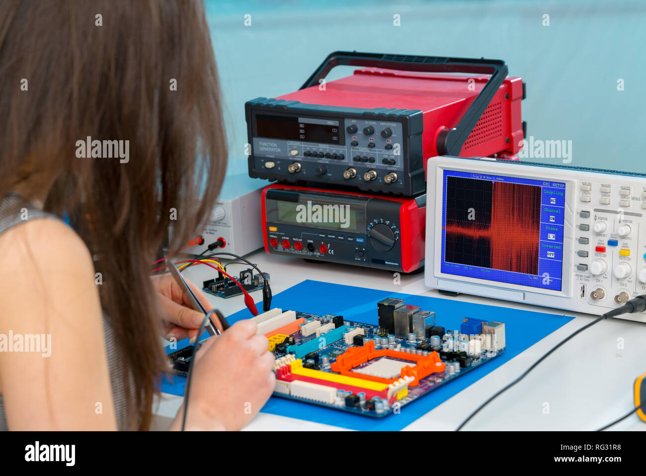 Science lesson electricity hi-res stock photography and images - Alamy