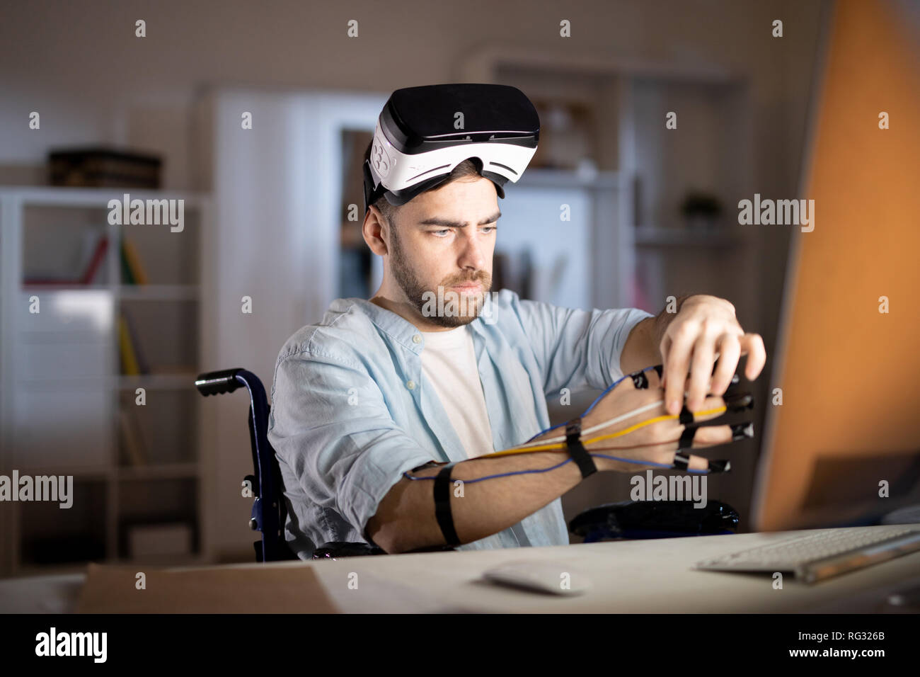 Checking dimension hi-res stock photography and images - Alamy