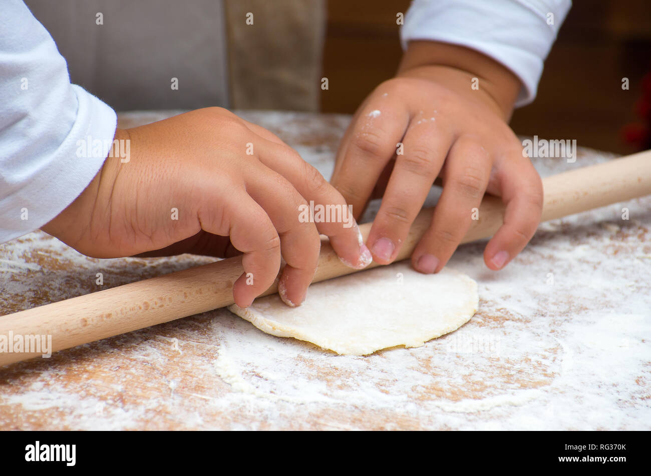 Child bakery bread hi-res stock photography and images - Alamy