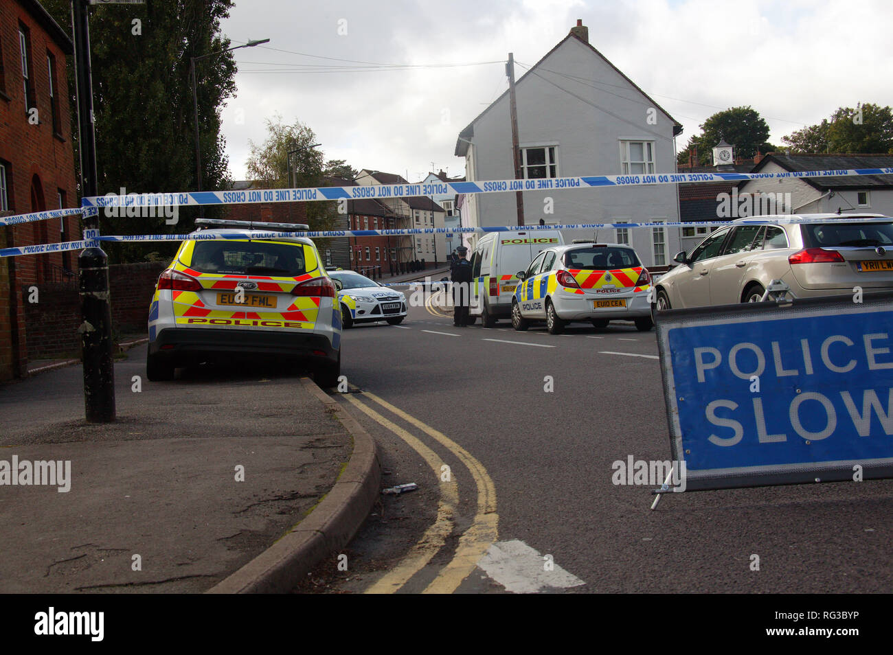 Hiviz police uniform hi-res stock photography and images - Alamy