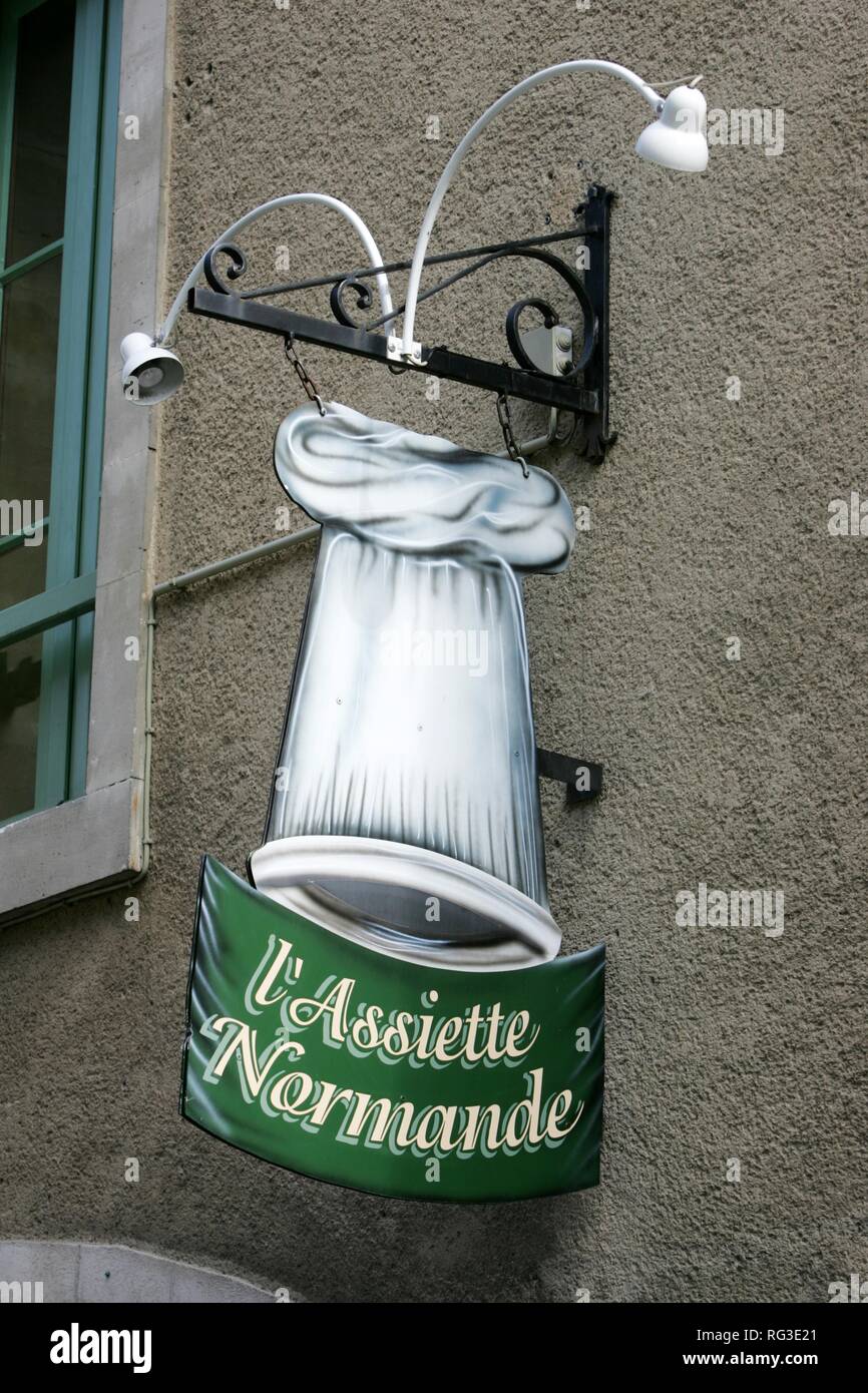 FRA, France, Normandy: Sign of a restaurant Stock Photo - Alamy