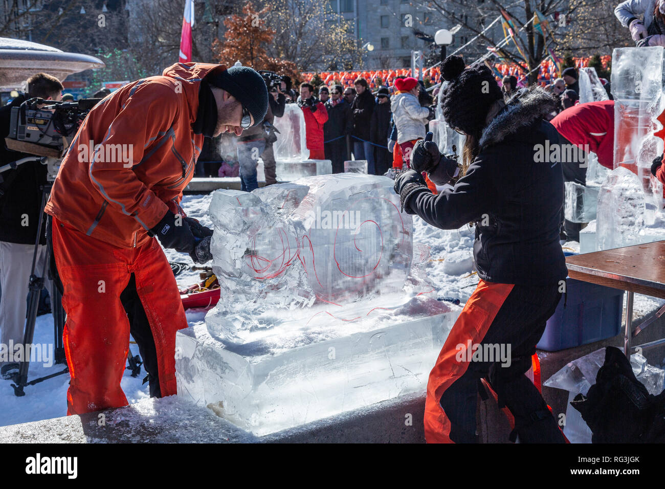 Ice carving competition winterlude festival hi-res stock photography ...