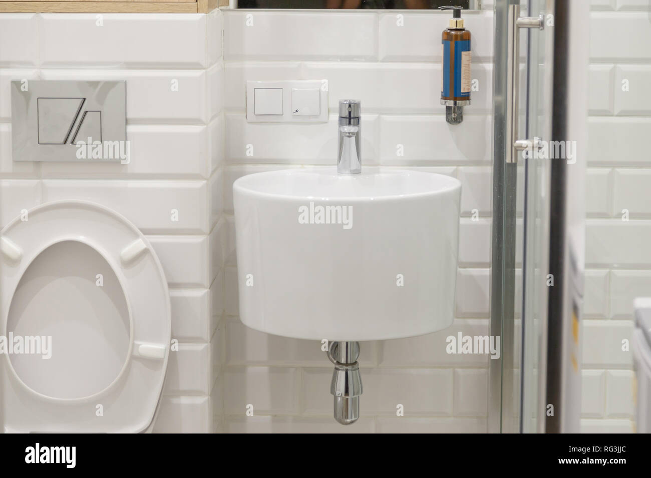 Interior bathroom combined toilet hi-res stock photography and images ...