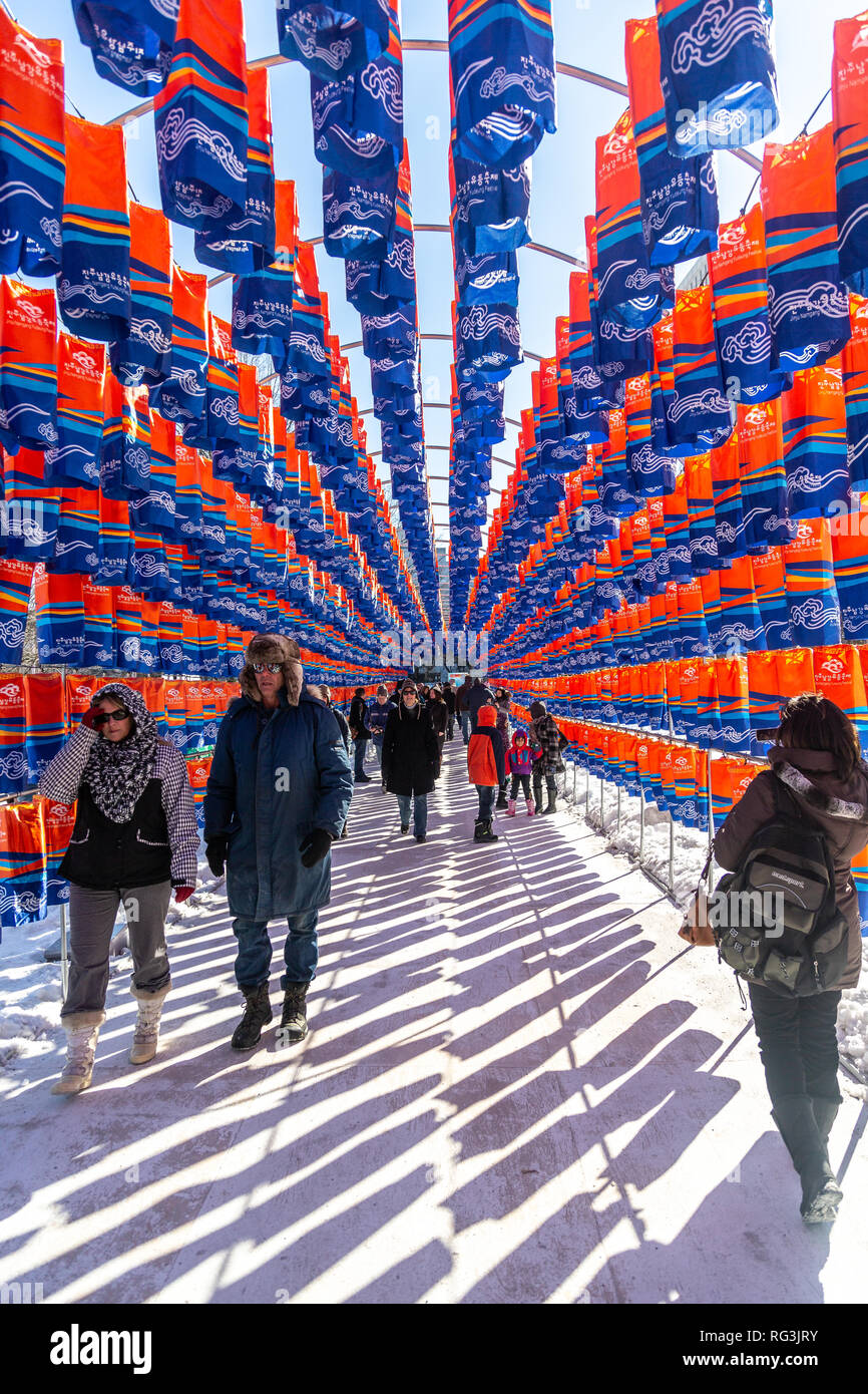 Ice carving competition winterlude festival hi-res stock photography ...