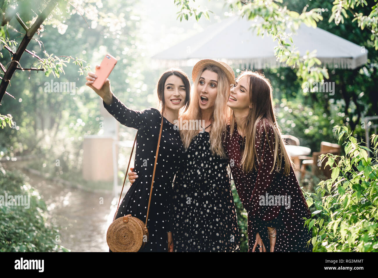 Group picture of three girls in hi-res stock photography and images - Alamy