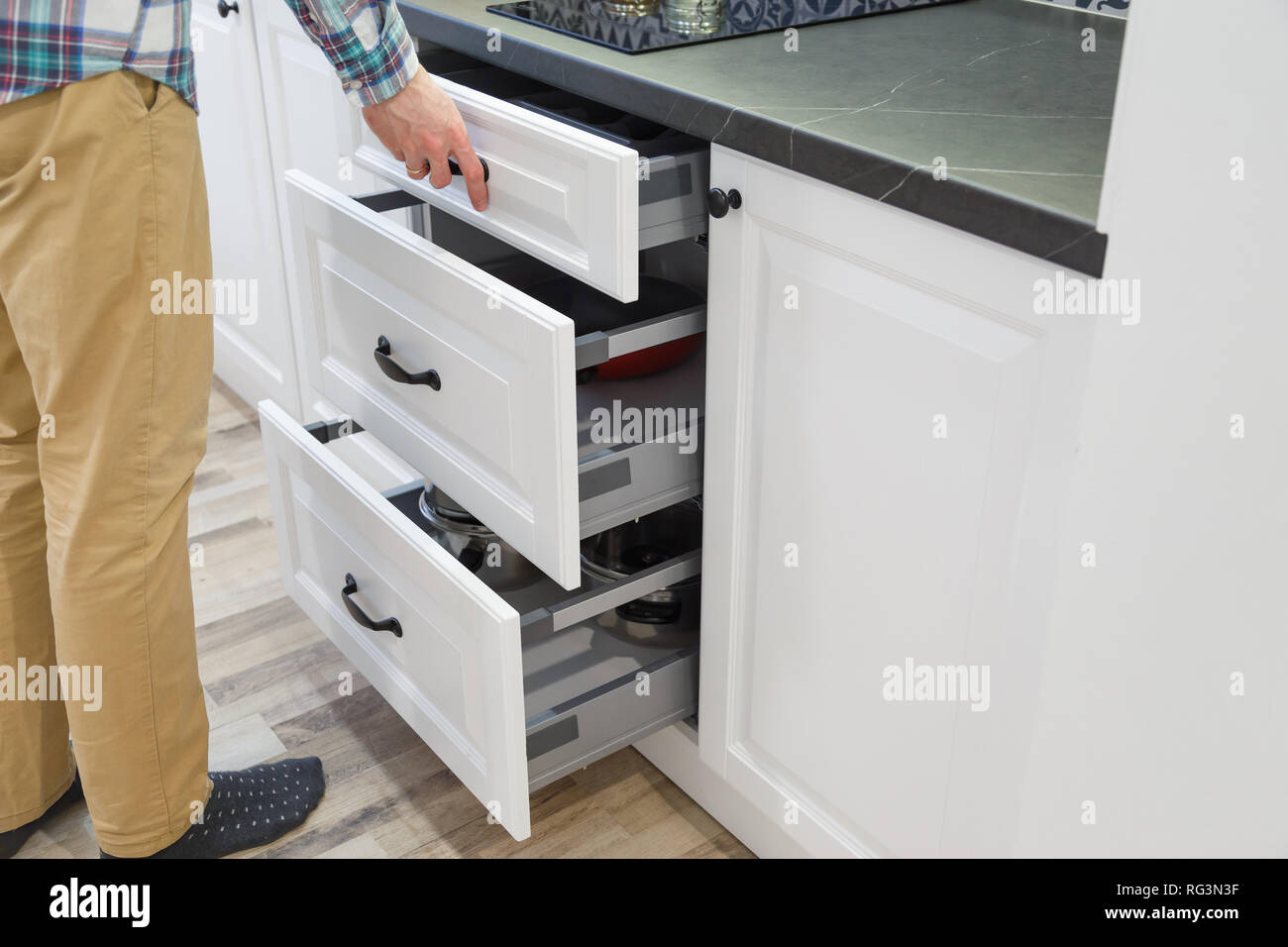 Kitchen drawers hi-res stock photography and images - Alamy