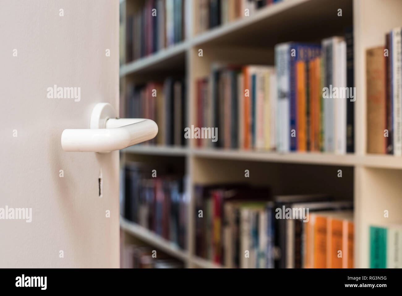 Old books library door hi-res stock photography and images - Alamy