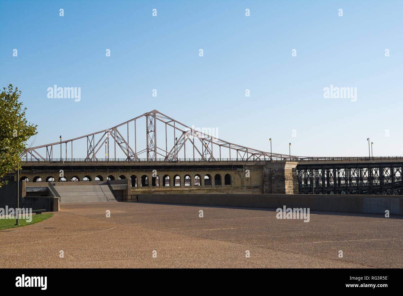 Walkway on the Gateway Arch Trail with bridges in background. St. Louis ...