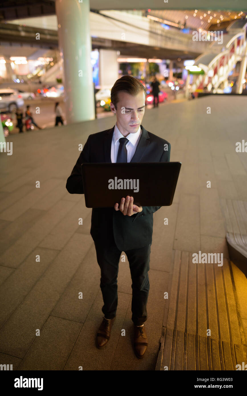 Shot outdoor view hi-res stock photography and images - Alamy