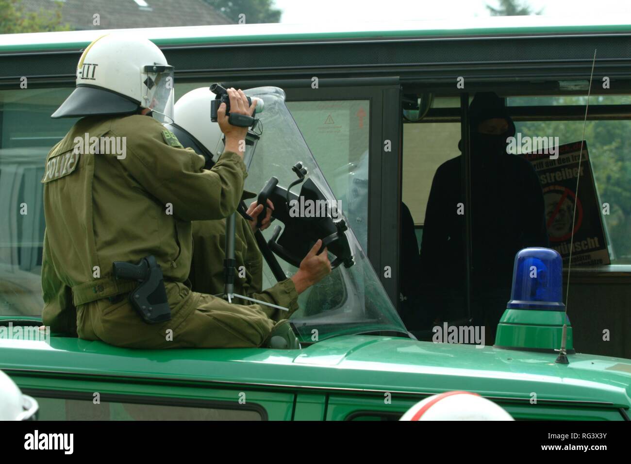 Anti riot police hi-res stock photography and images - Alamy