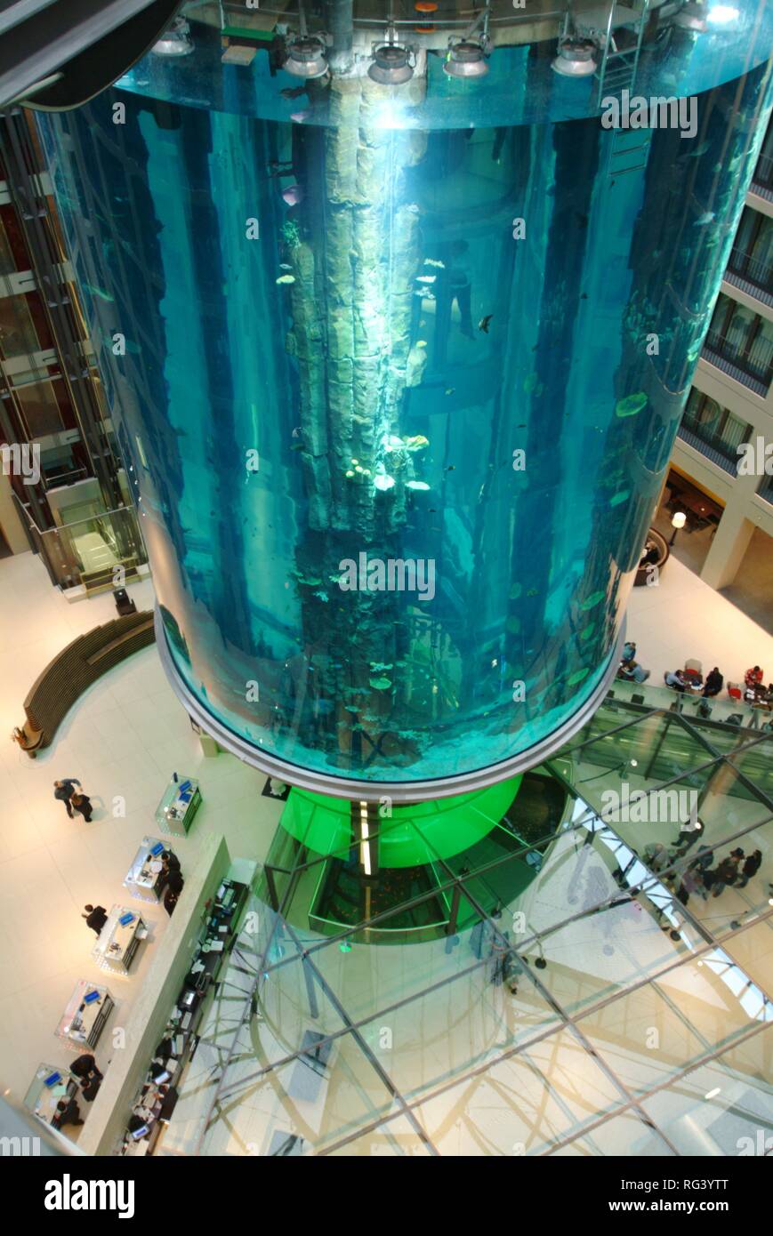 DEU, Germany, Berlin : Aquarium in the lobby of the Radisson SAS Hotel ...