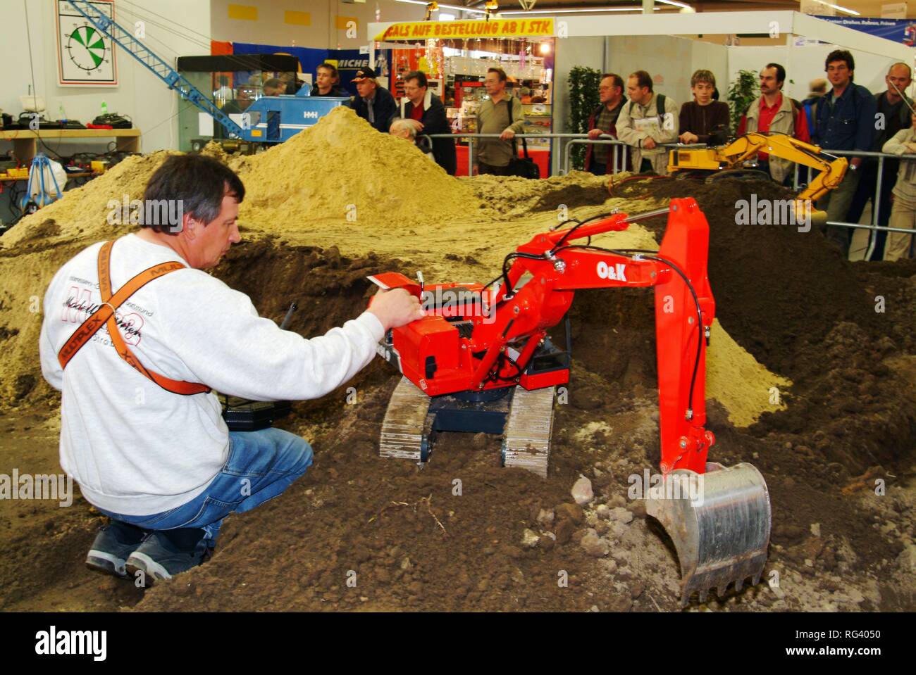 International model hi-res stock photography and images - Alamy