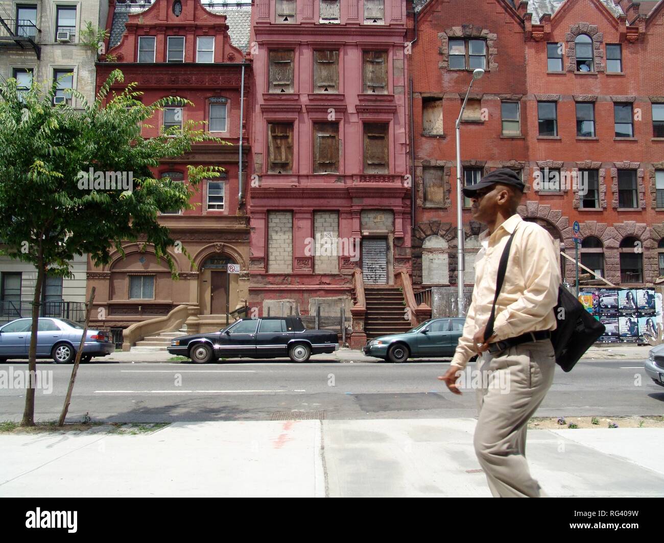 USA, United States of America, New York City: Harlem, old, empty houses ...