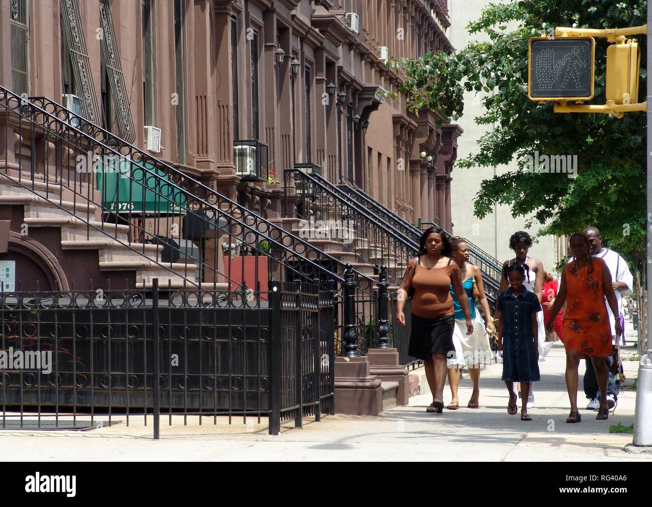 Harlem old buildings new york hi-res stock photography and images - Alamy