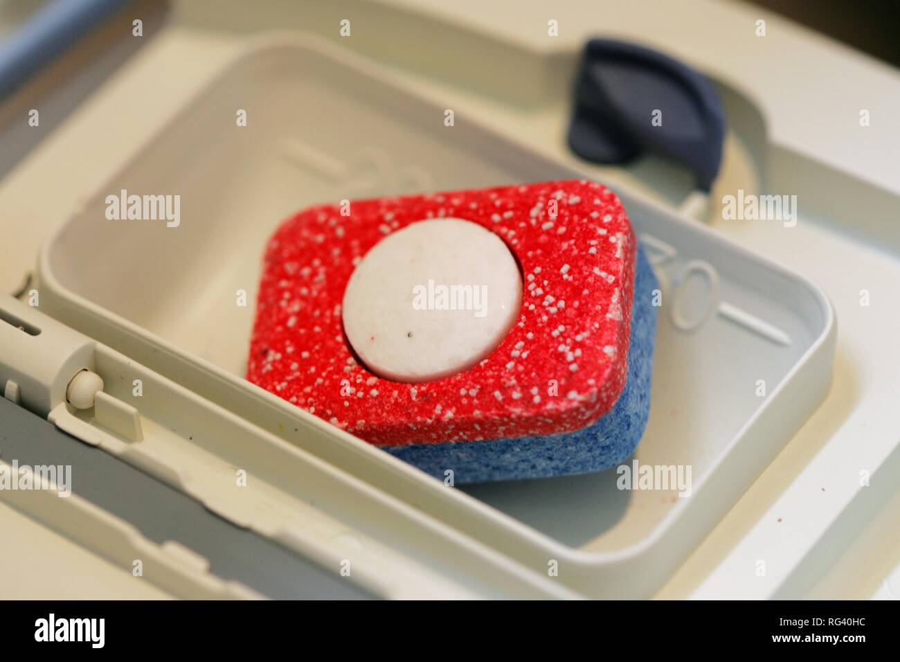 Washing up tablet hi-res stock photography and images - Alamy