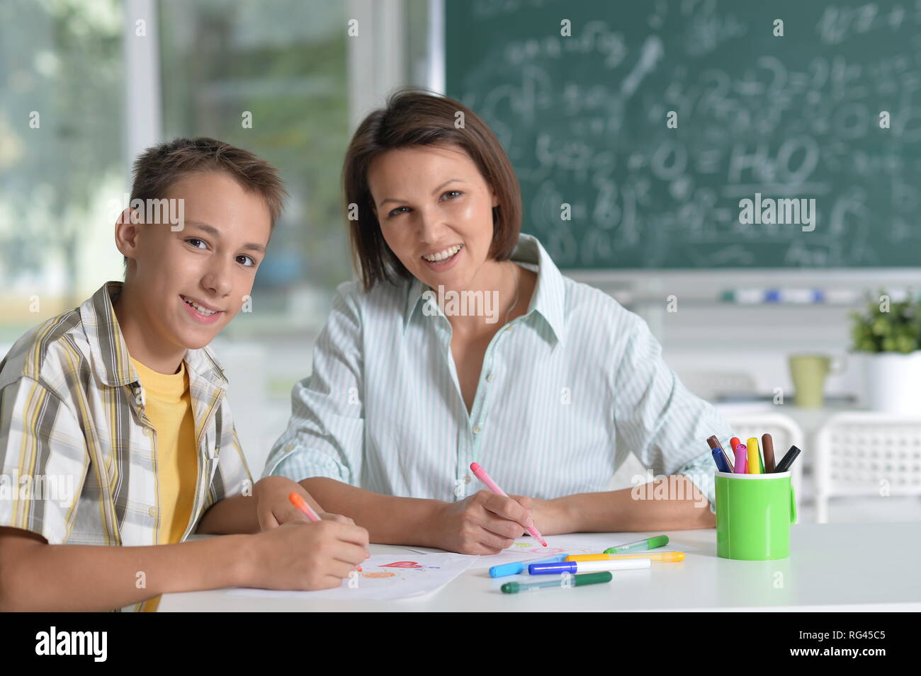 Classroom art child hi-res stock photography and images - Alamy