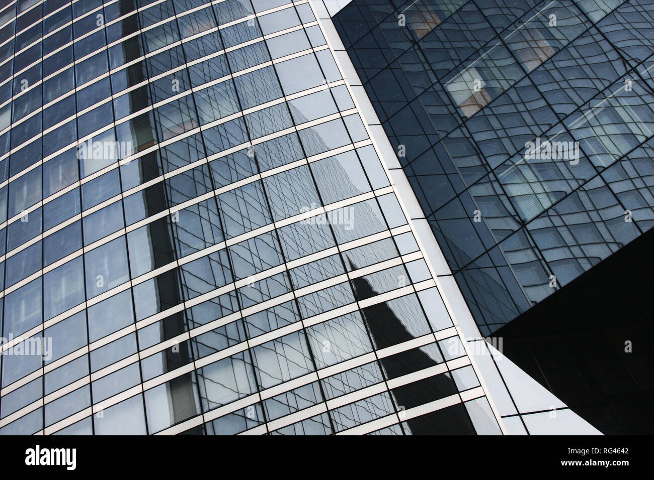 La Defense with modern architecture in Paris, France Stock Photo - Alamy