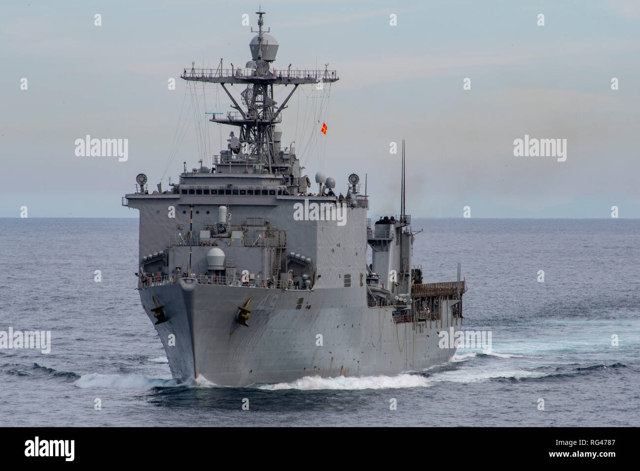 190124-N-NB544-1105 PACIFIC OCEAN (Jan. 24, 2019) The Harpers Ferry ...