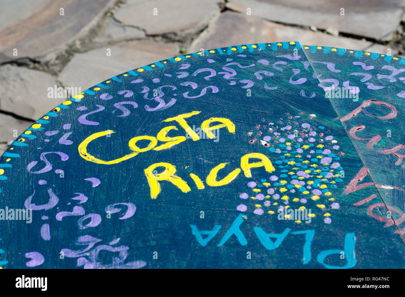 Artistic table hi-res stock photography and images - Alamy