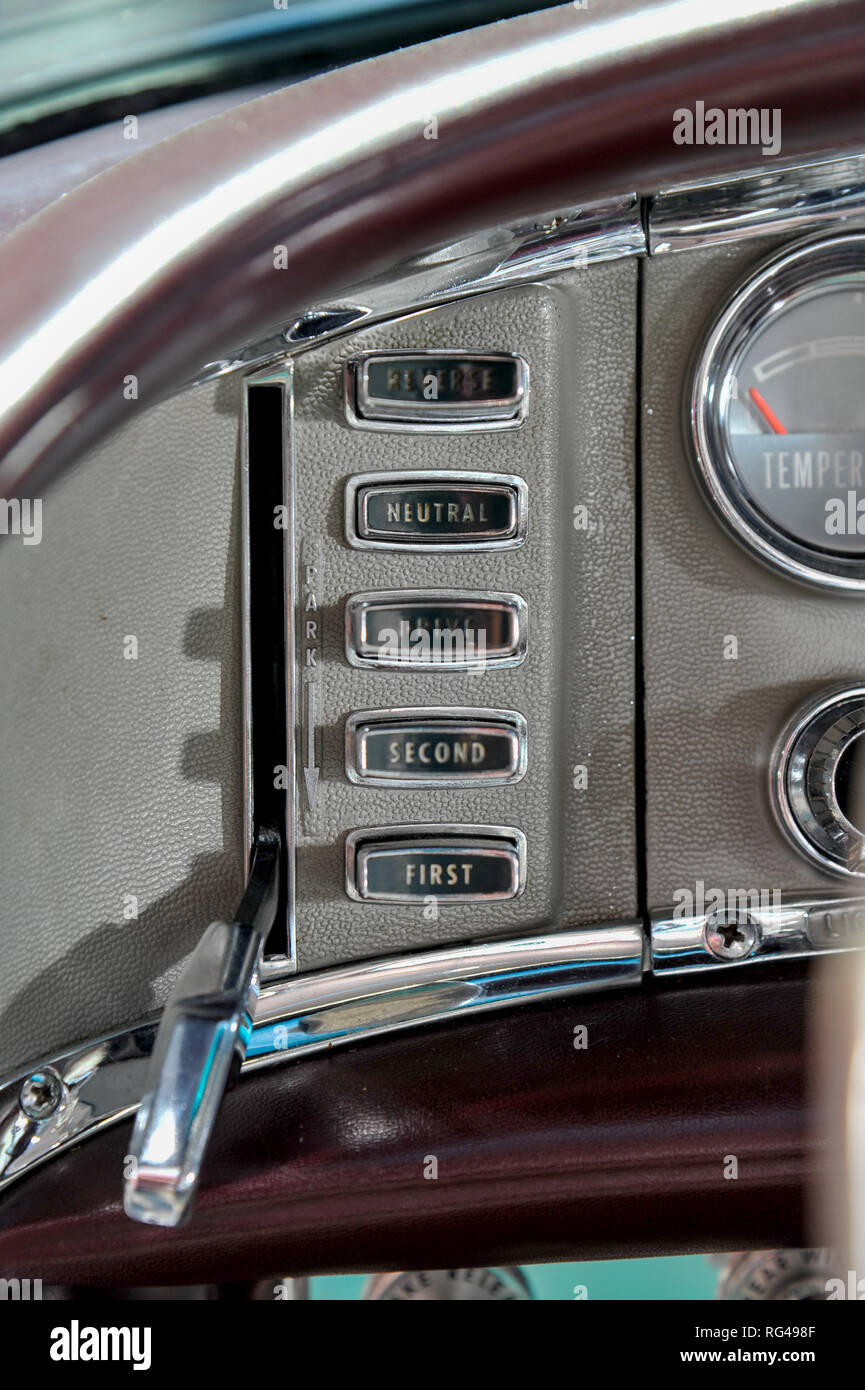 Gear selector hi-res stock photography and images - Alamy