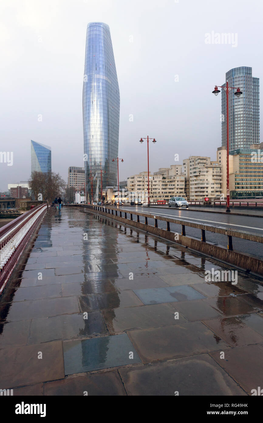 Number 1 london bridge hi-res stock photography and images - Alamy