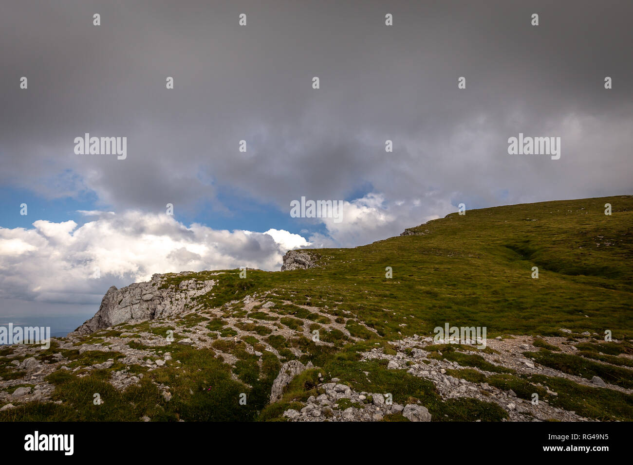 Edge of the plateau hi-res stock photography and images - Alamy